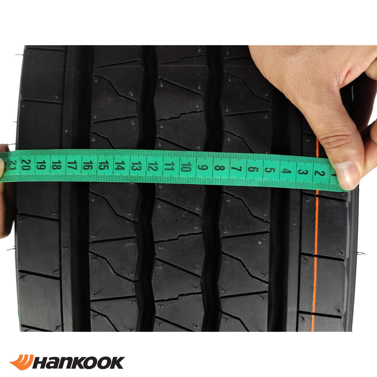 HANKOOK AH35 | 245/70 R19.5 | Colombiana de Llantas